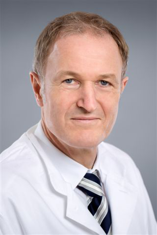 A reimplantation valve-sparing root replacement (T. David-V) and aortic ...