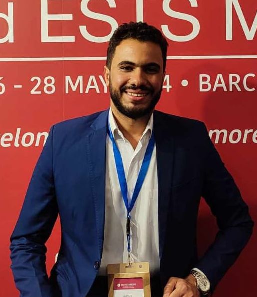 Video-assisted thoracoscopic surgery repair of an idiopathic internal ...