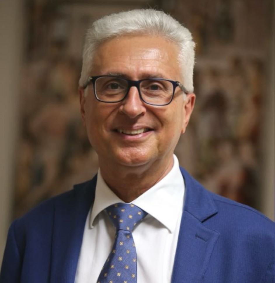 Giant right coronary artery aneurysm: the saphenous vein bridge ...